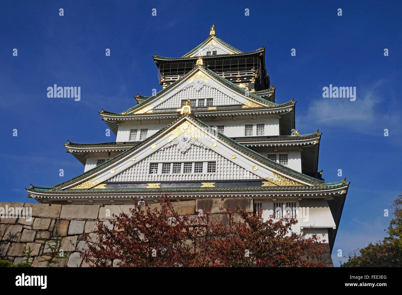 Osaka-jo castle central tower, Osaka, Japan Stock Photo - Alamy