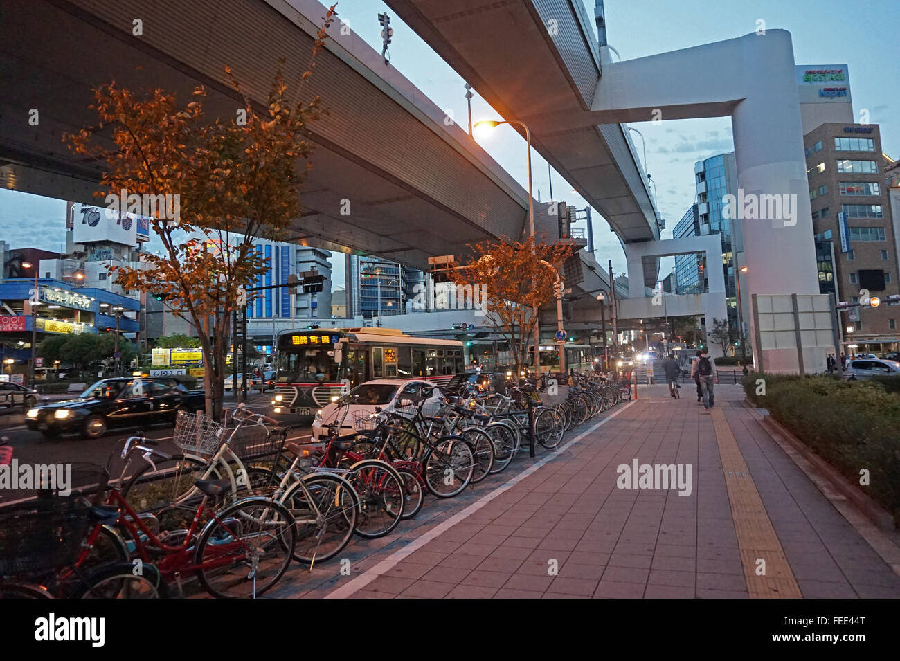 Busy city scene night osaka hi-res stock photography and images - Alamy