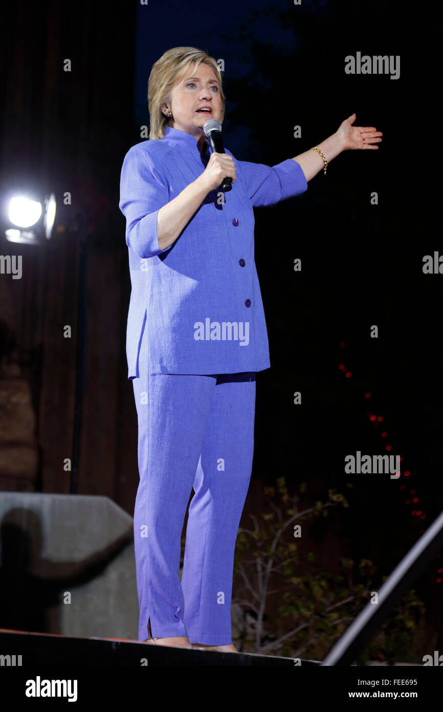 Hillary clinton 2015 hi-res stock photography and images - Alamy