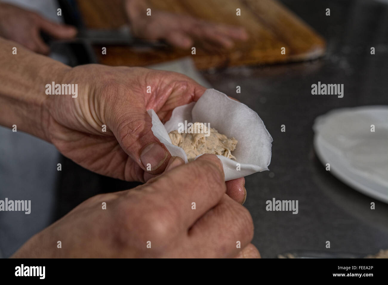 making a dim sum, Dim Sum traditional chinese Stock Photo - Alamy