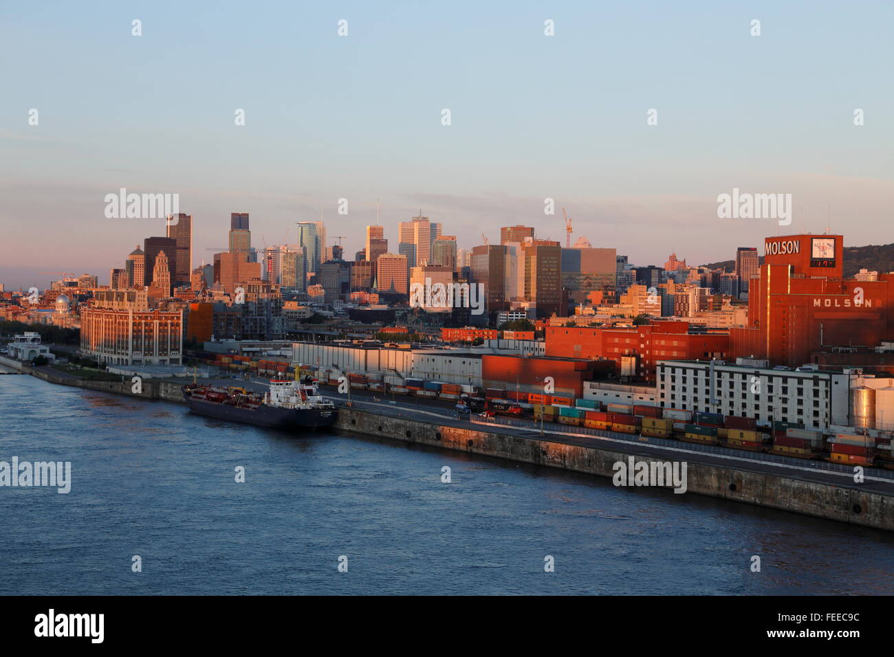 View of city, old harbour, Montreal, Quebec, Canada Stock Photo - Alamy