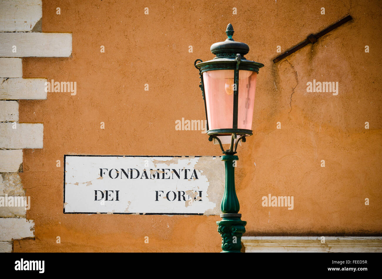 Street sign and lamp post, Venice, Veneto, Italy Stock Photo - Alamy