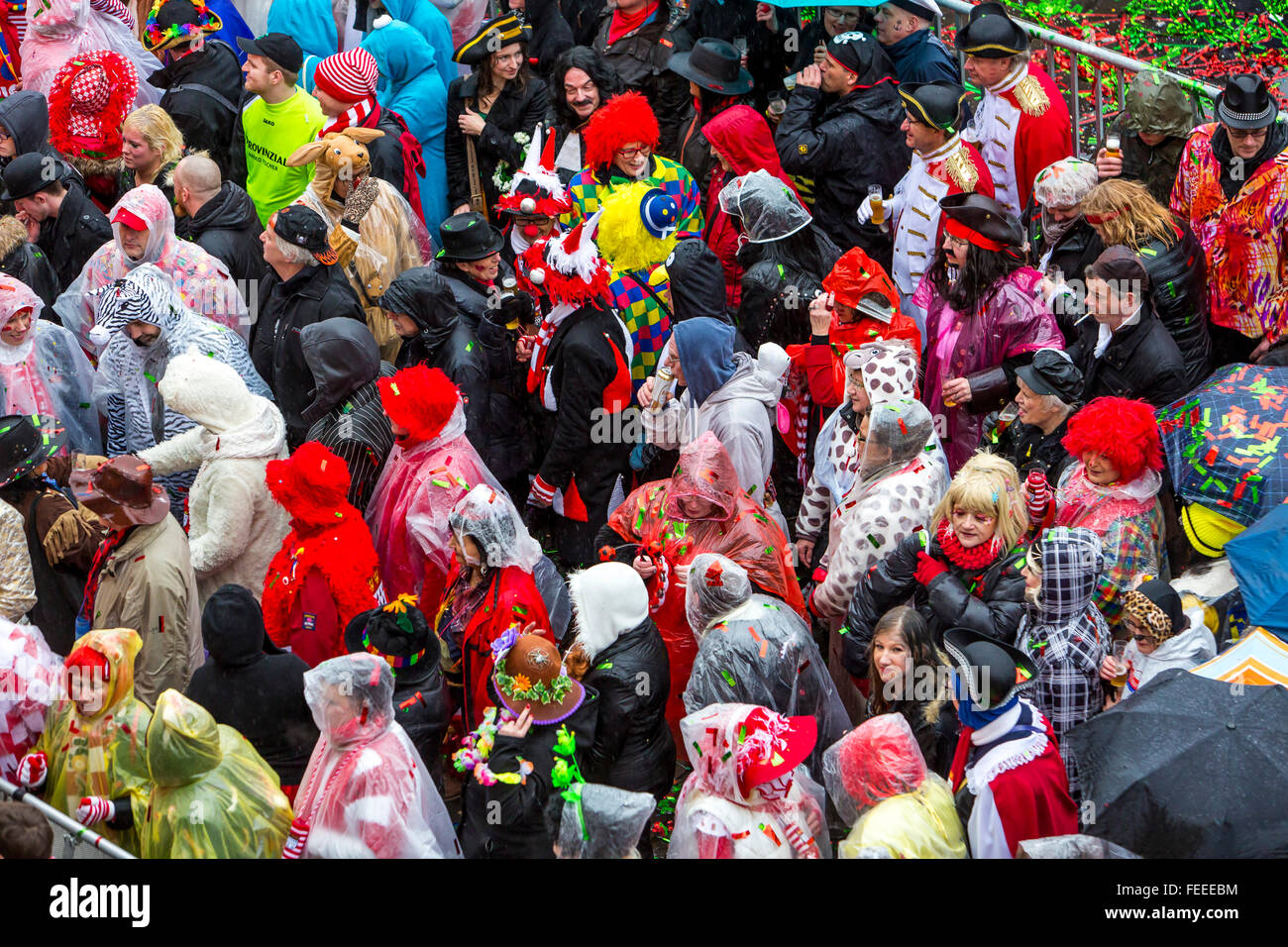 Street carnival party at shrove Thursday in Cologne, Germany Stock ...