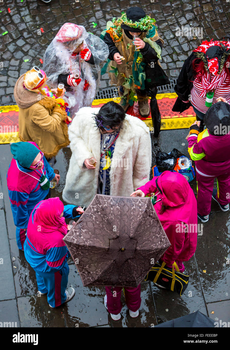 Street carnival party at shrove Thursday in Cologne, Germany Stock ...