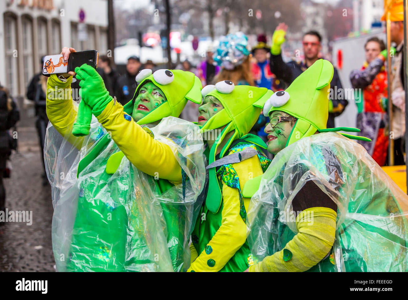 Street carnival party at shrove Thursday in Cologne, Germany Stock ...