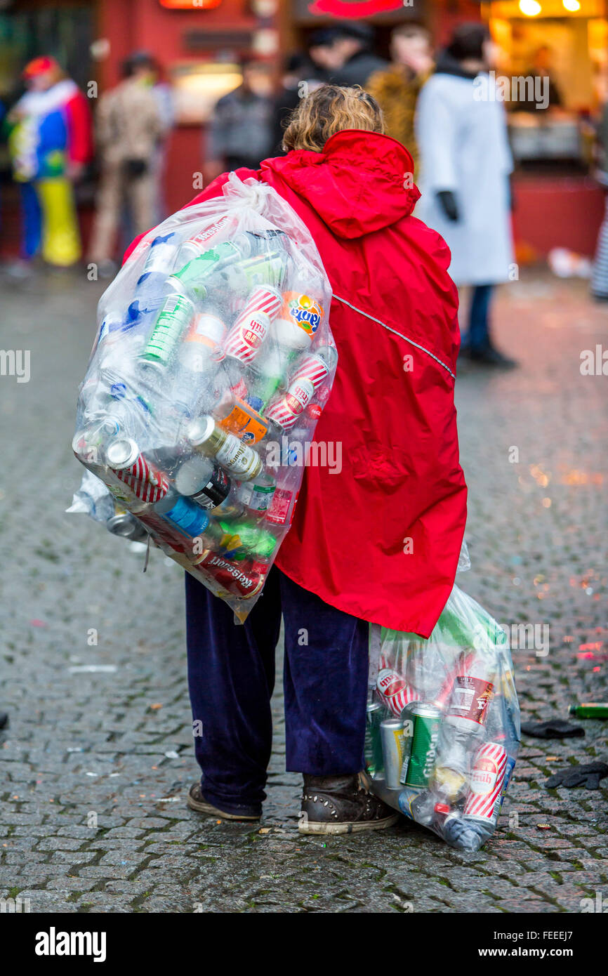 Returnable bottle hi-res stock photography and images - Alamy