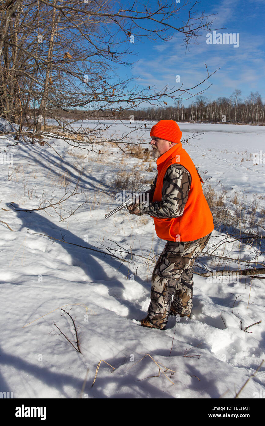 Senior hunter hi-res stock photography and images - Alamy