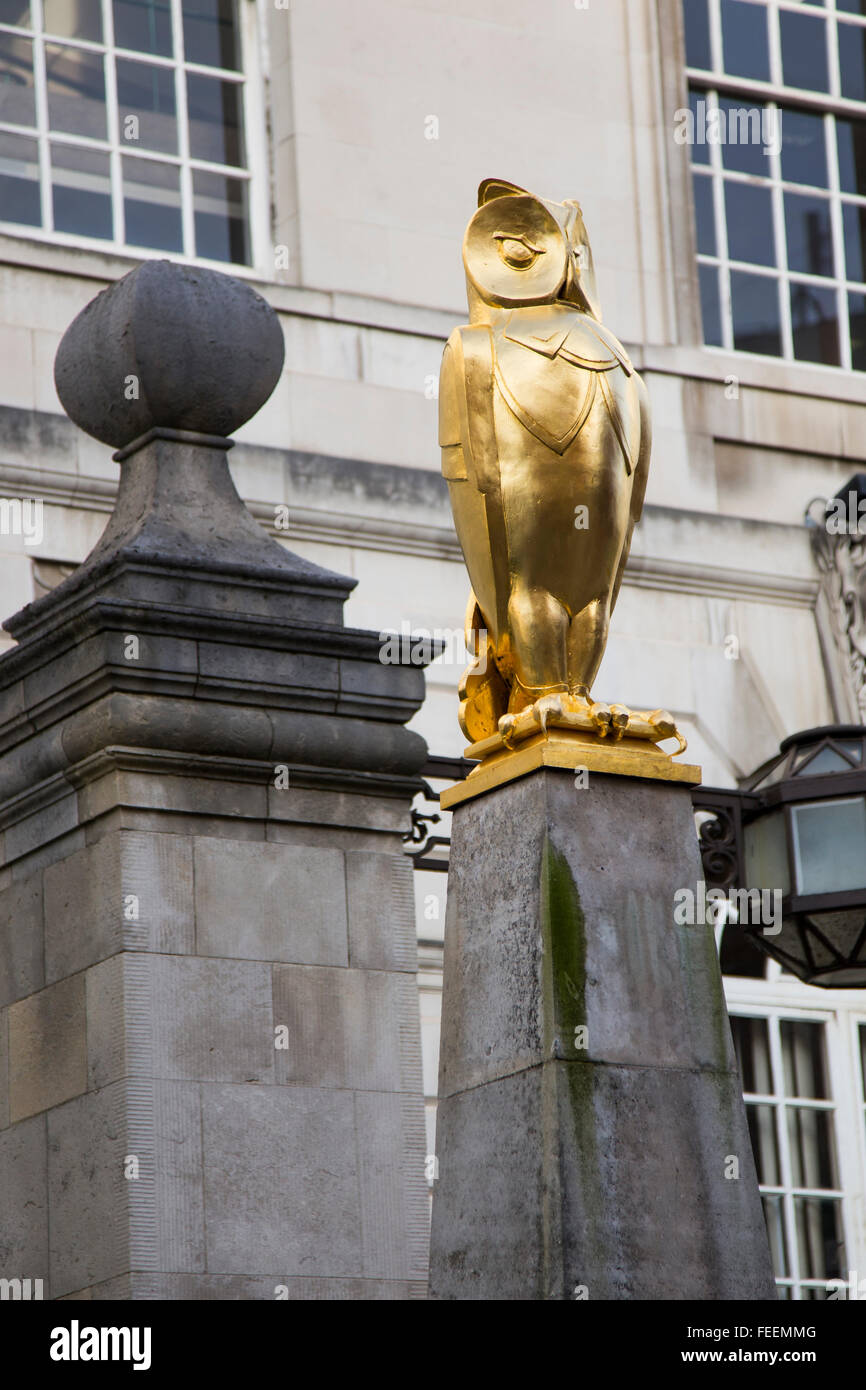 Leeds Civic Hall Golden Clock High Resolution Stock Photography and ...