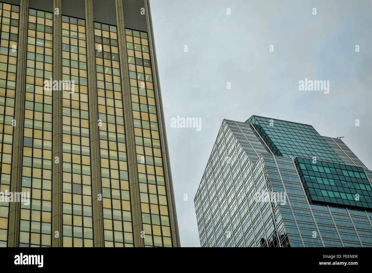 High rise corporate building with a mirrored facade Stock Photo - Alamy