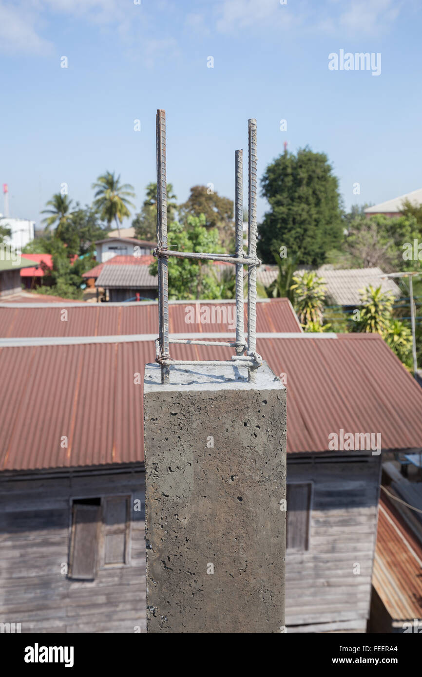Concrete pillar construction at the construction site Stock Photo - Alamy
