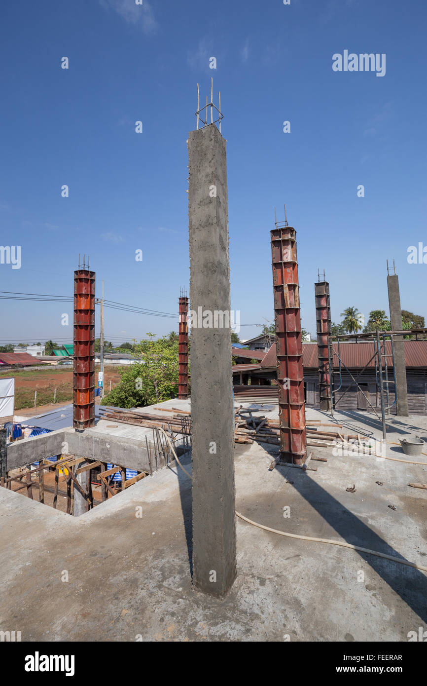 Concrete pillar support hi-res stock photography and images - Alamy