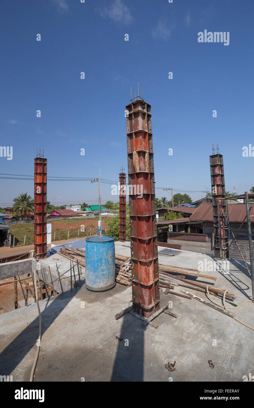 Concrete beam mold house construction hi-res stock photography and ...