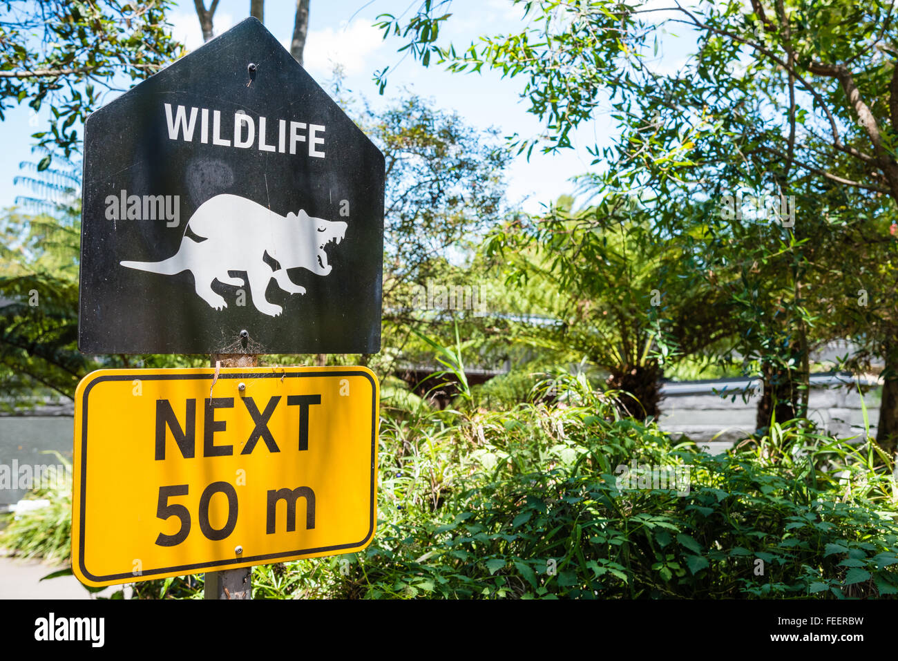 Sign board zoo hi-res stock photography and images - Alamy
