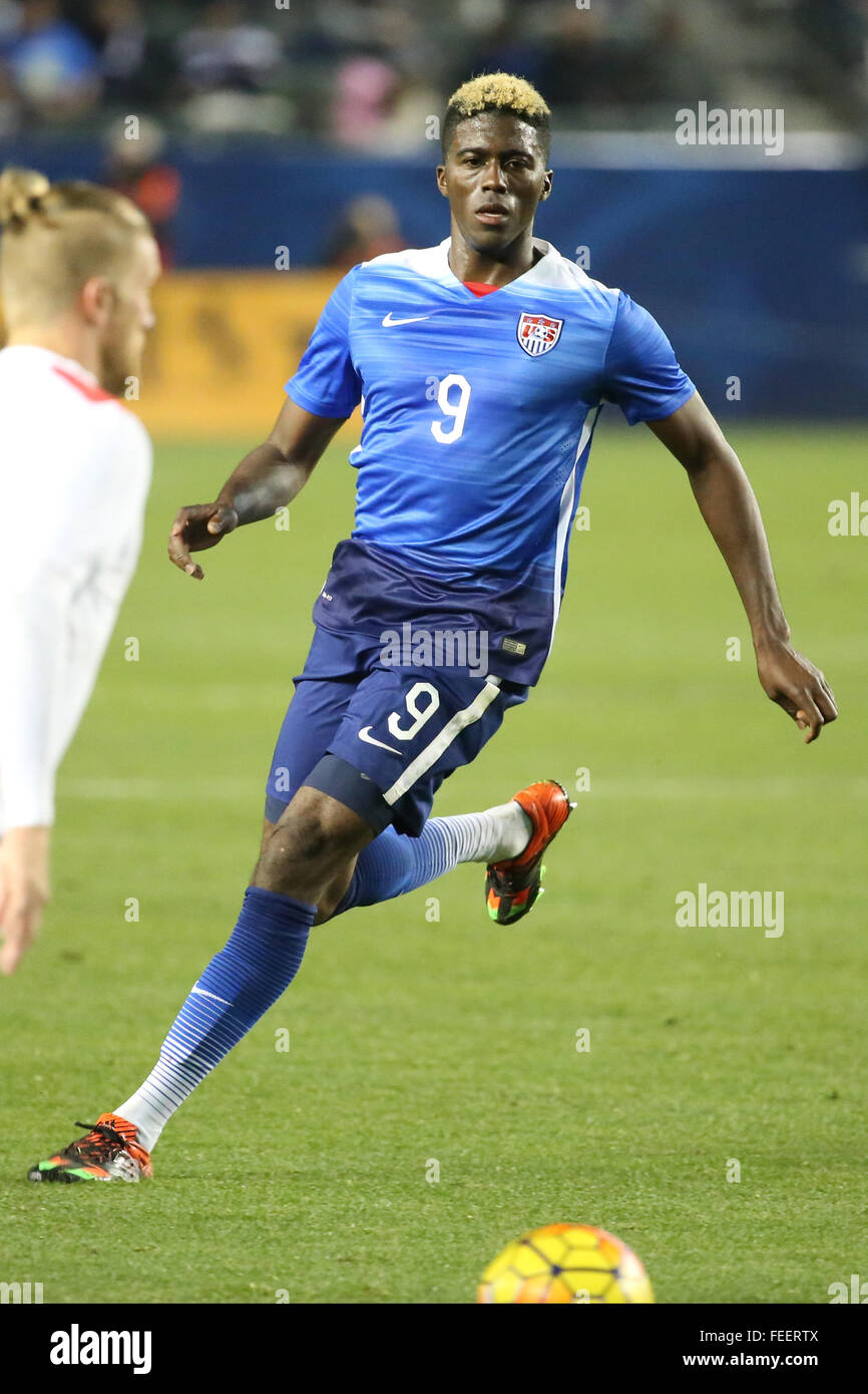 Carson, CA. 5th Feb, 2015. USA Gyasi Bardes #9 attacks the ball in the ...