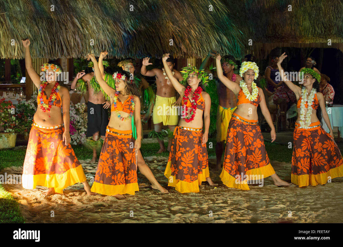 Tahitian dancers at Intercontinental Bora Bora Le Moana Resort, Bora ...