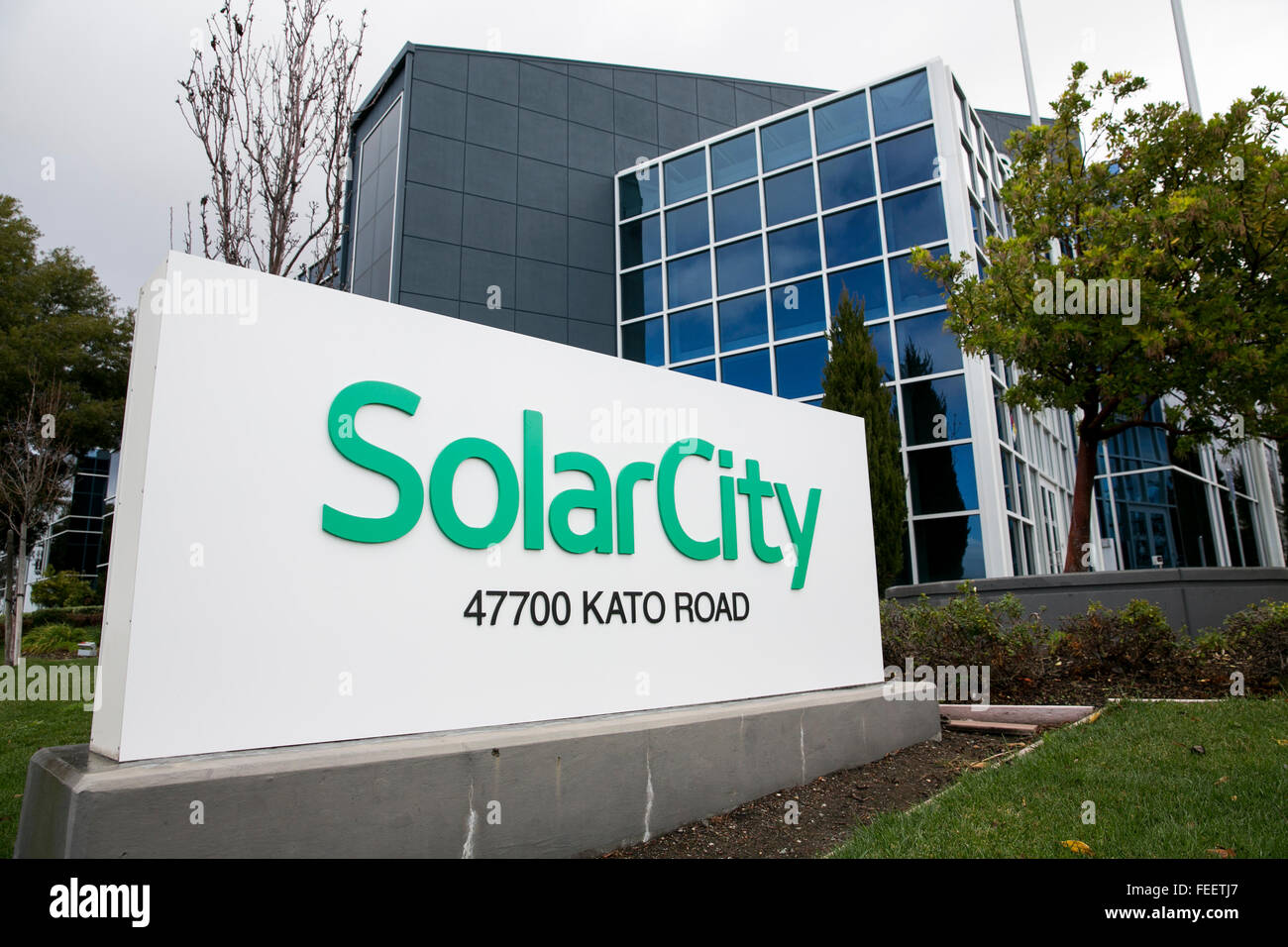 Solarcity Wallpaper