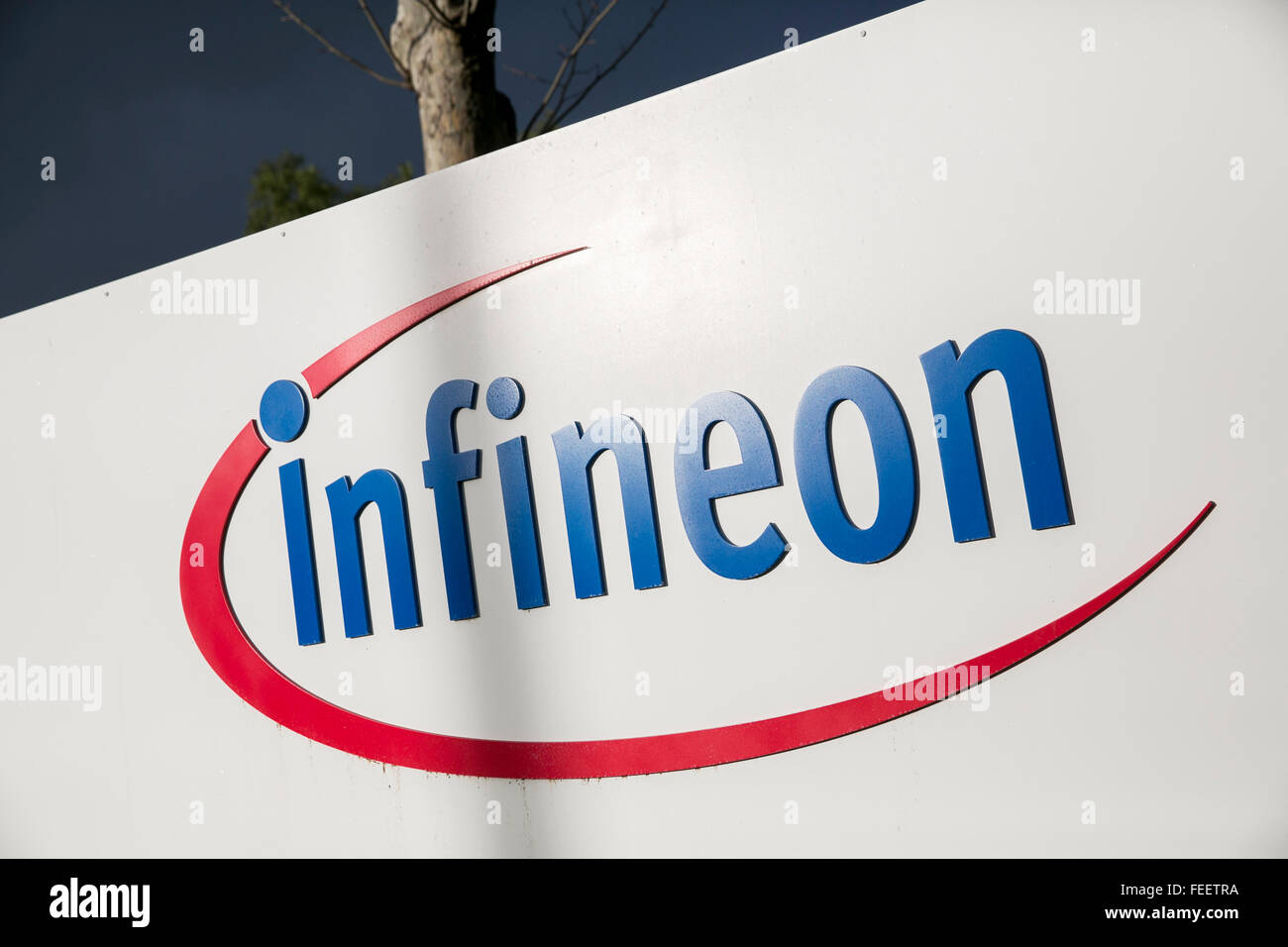 Logo infineon technologies hi-res stock photography and images - Alamy