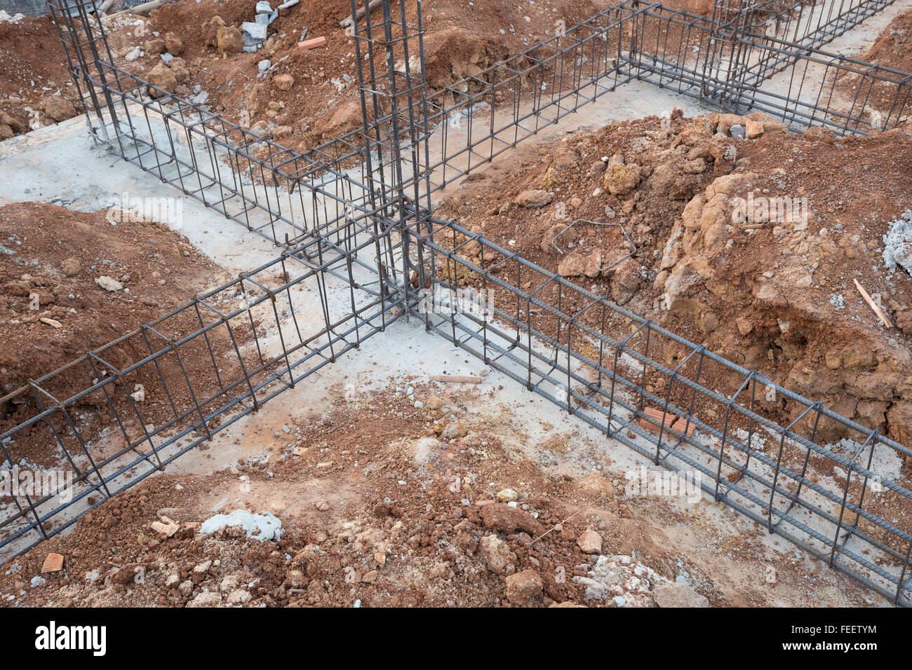 reinforce steel rod for beam and pillar at construction site Stock ...