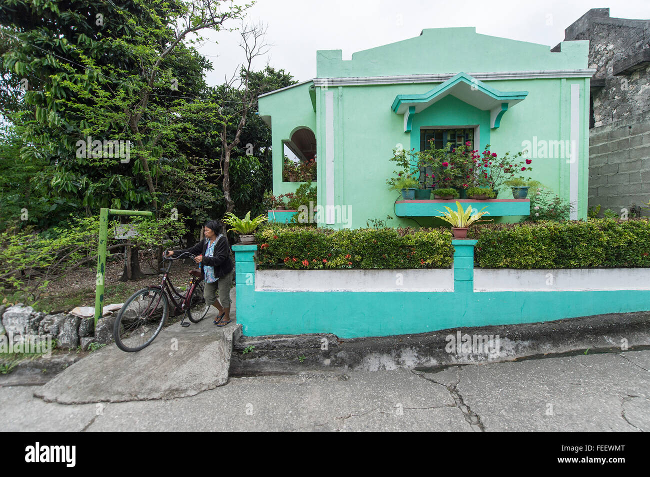 Philippines batanes ivatan people old hi-res stock photography and ...