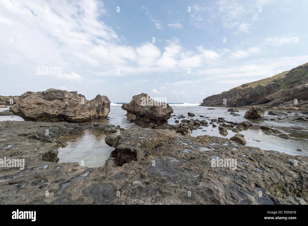 The beauty of rock formation and ocean at Alapad or Alepad Point in ...