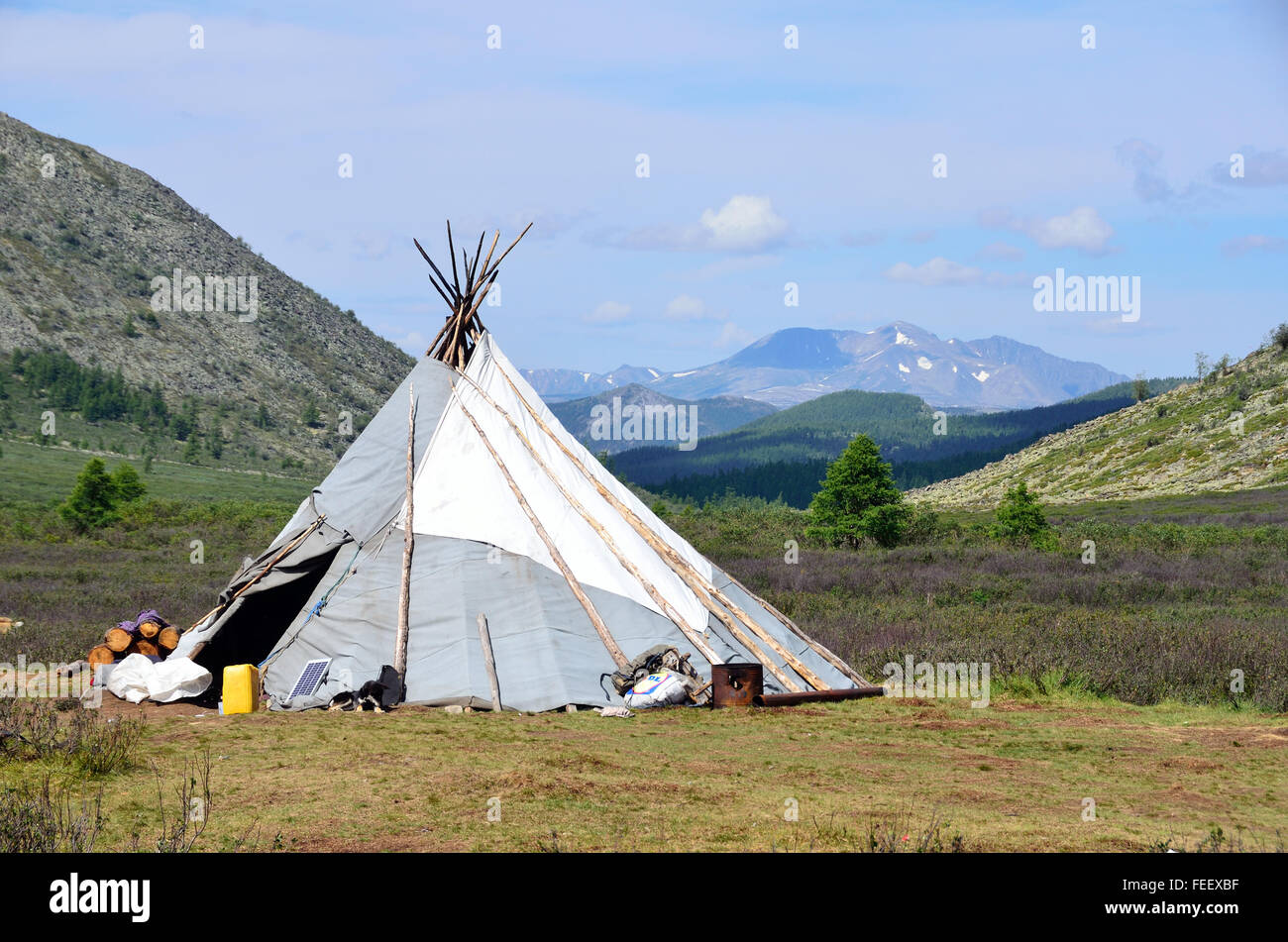 Duhkha (same as Tsaatan) summer camp Stock Photo - Alamy