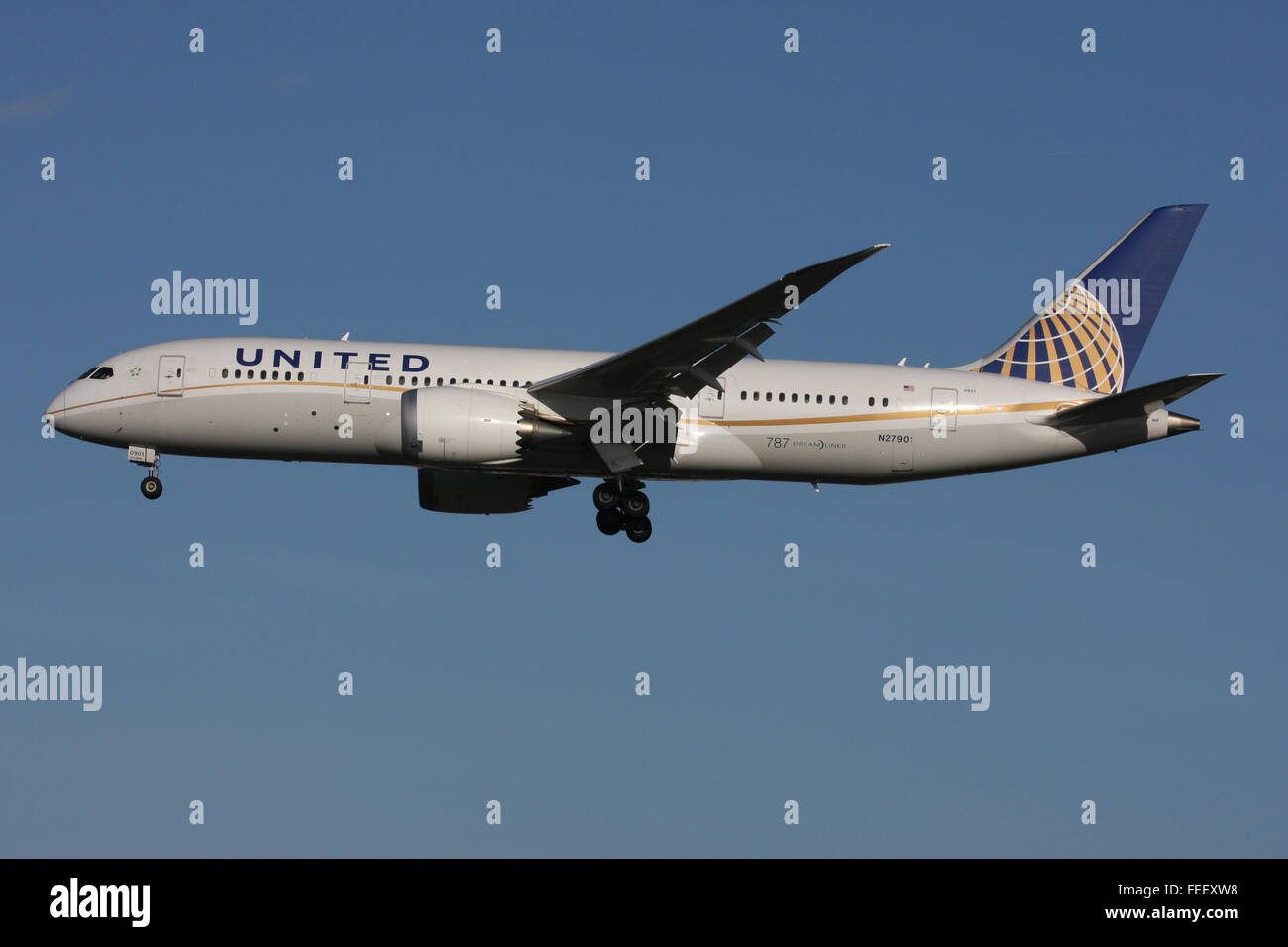 United 787 hi-res stock photography and images - Alamy