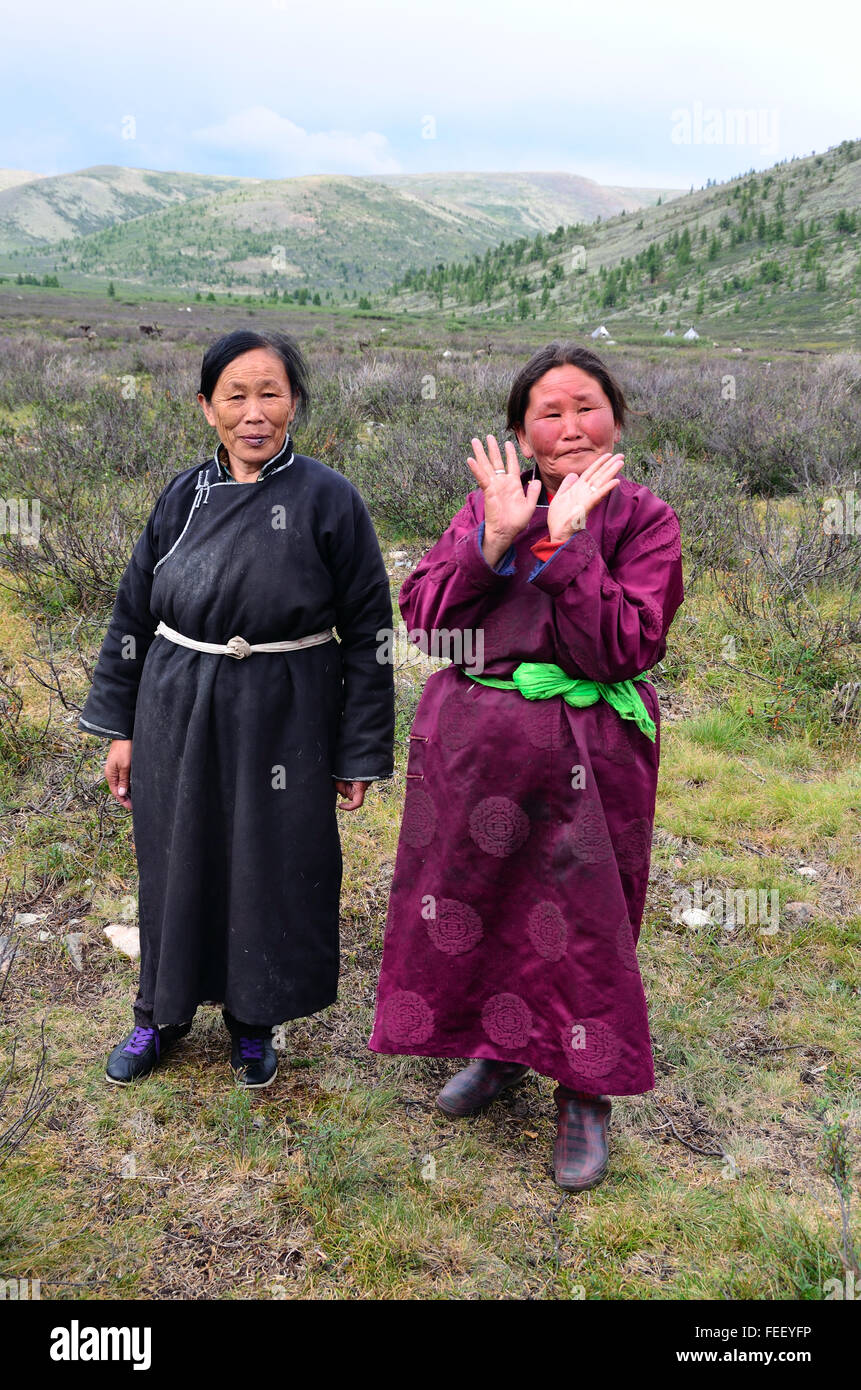 Duhkha (same as Tsaatan) women Stock Photo - Alamy