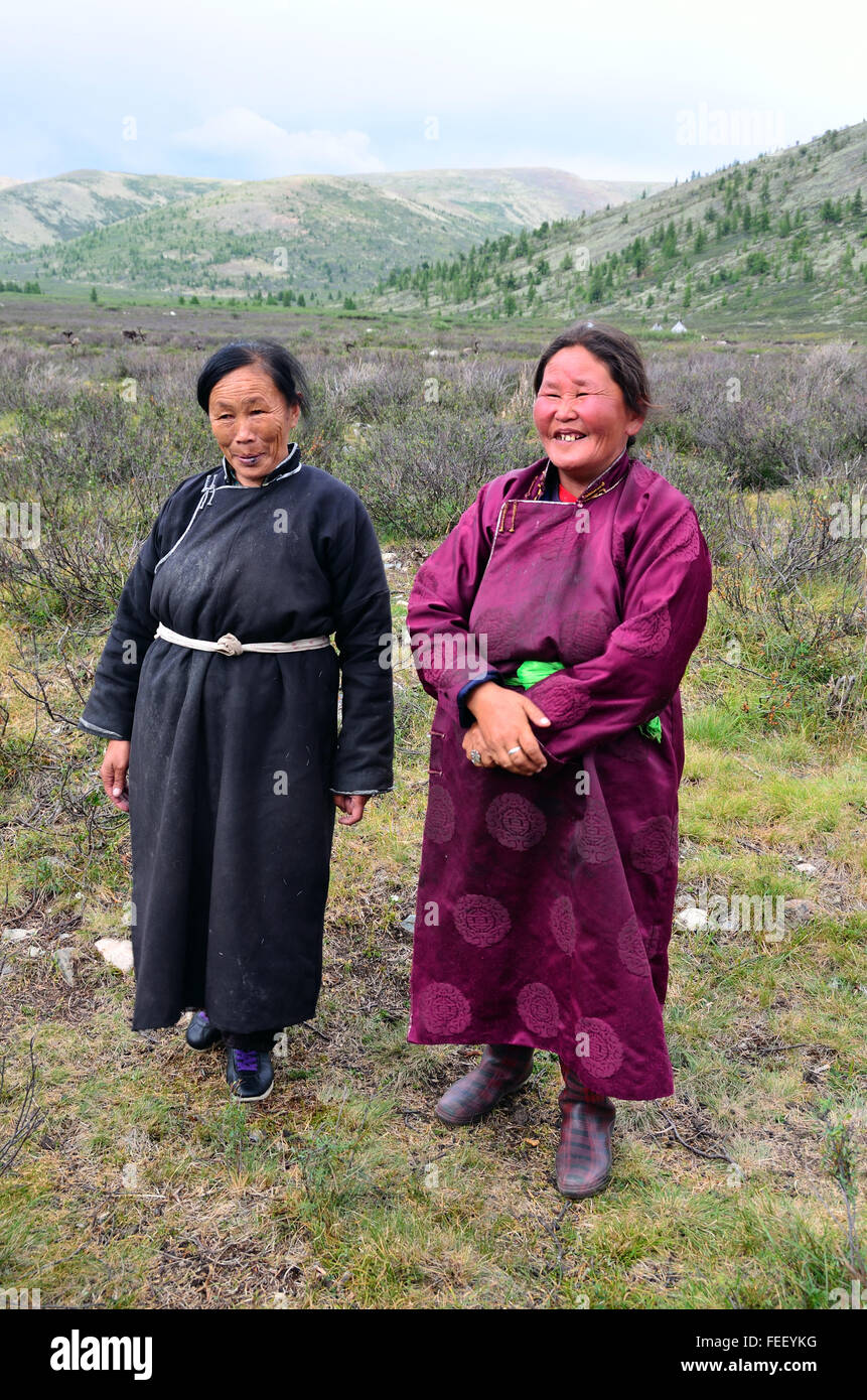 Duhkha (same as Tsaatan) women Stock Photo - Alamy