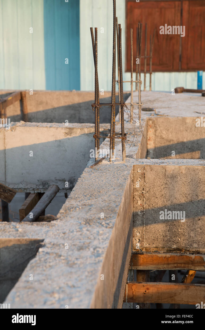pillar and beam being constructed Stock Photo - Alamy