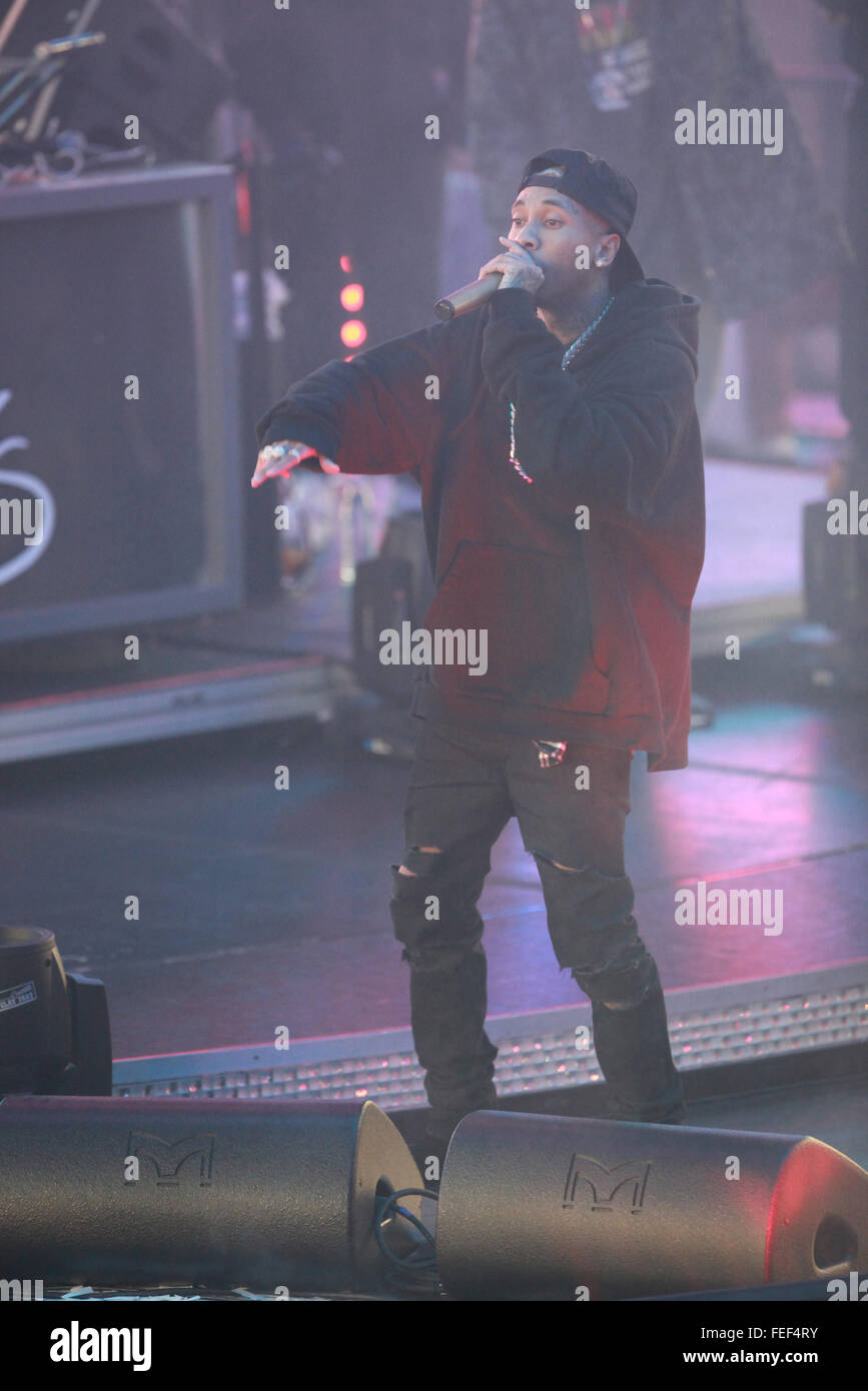 Las Vegas, Nevada, USA. 5th Feb, 2016. Rapper Tyga kicks off big game ...