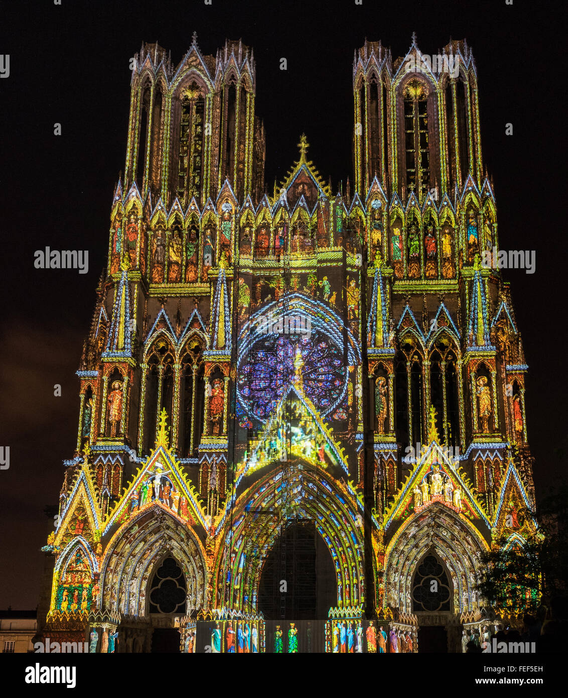 Reims Cathedral France Night Stock Photos & Reims Cathedral France ...