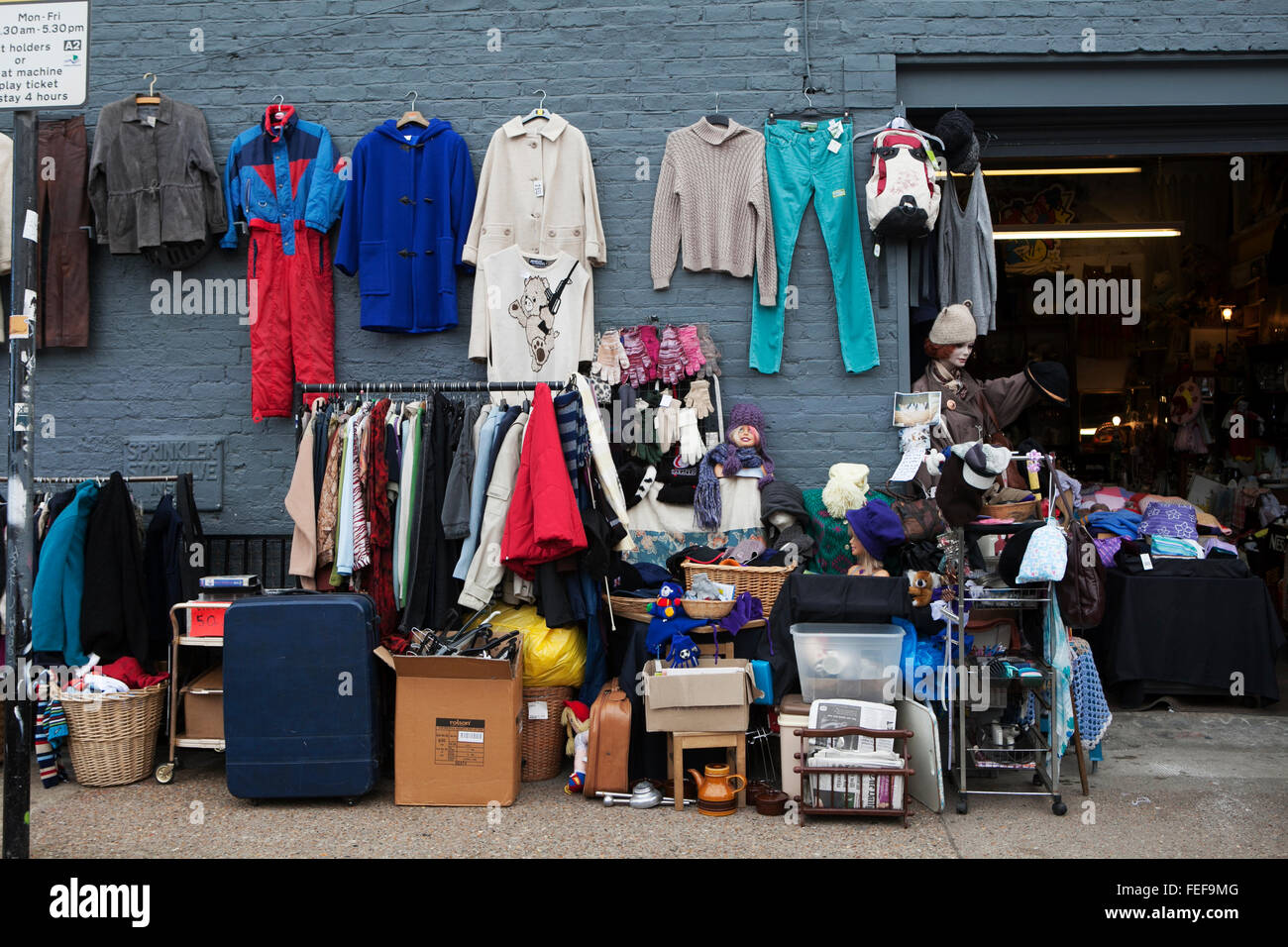 LONDON, ENGLAND, UK - MAY 4, 2014: traditional flea market at Brick ...