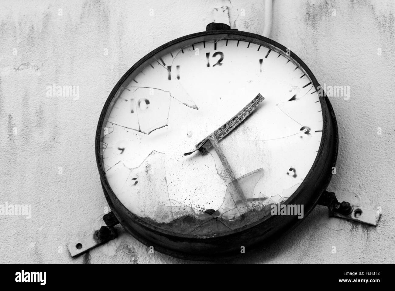 Stopped Clock: Faded face, Smashed Glass at the Derelict Unigate ...