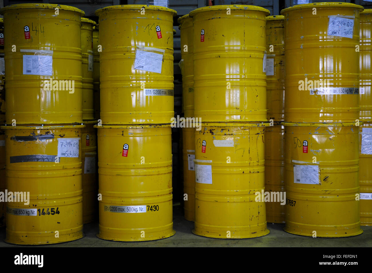 Nuclear waste hi-res stock photography and images - Alamy