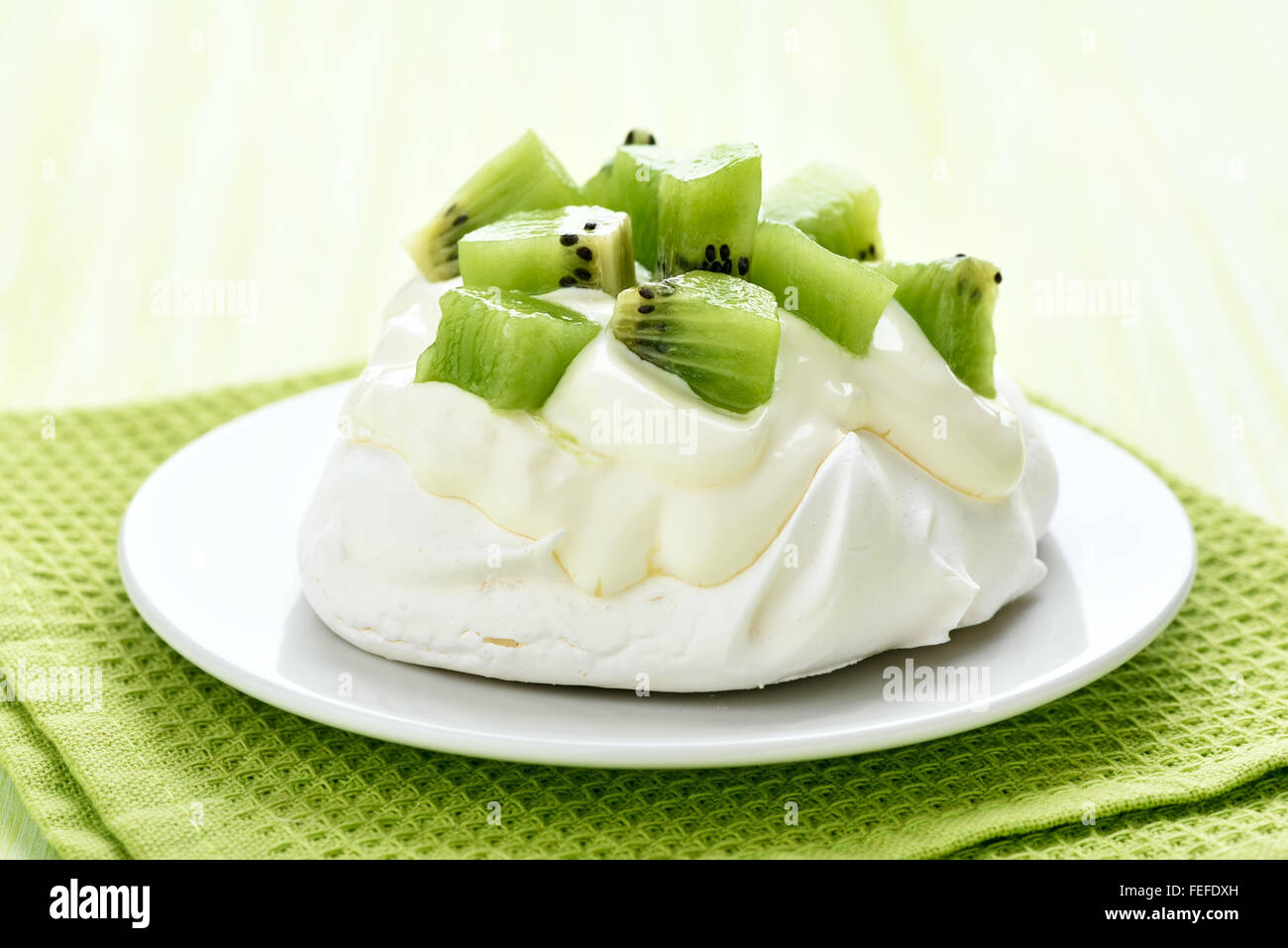 Pavlova Kiwi Stock Photos & Pavlova Kiwi Stock Images - Alamy