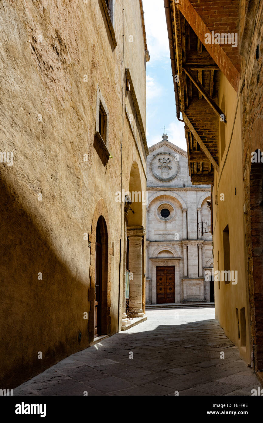 Cathedral of pienza hi-res stock photography and images - Alamy