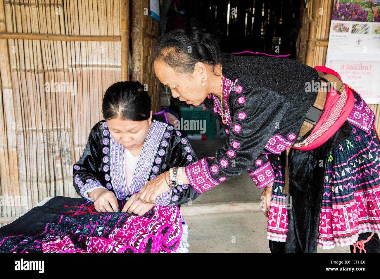 Hmong community hi-res stock photography and images - Alamy