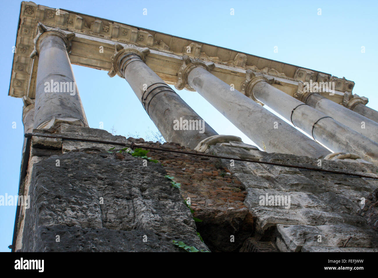 Roman arch and tower hi-res stock photography and images - Alamy