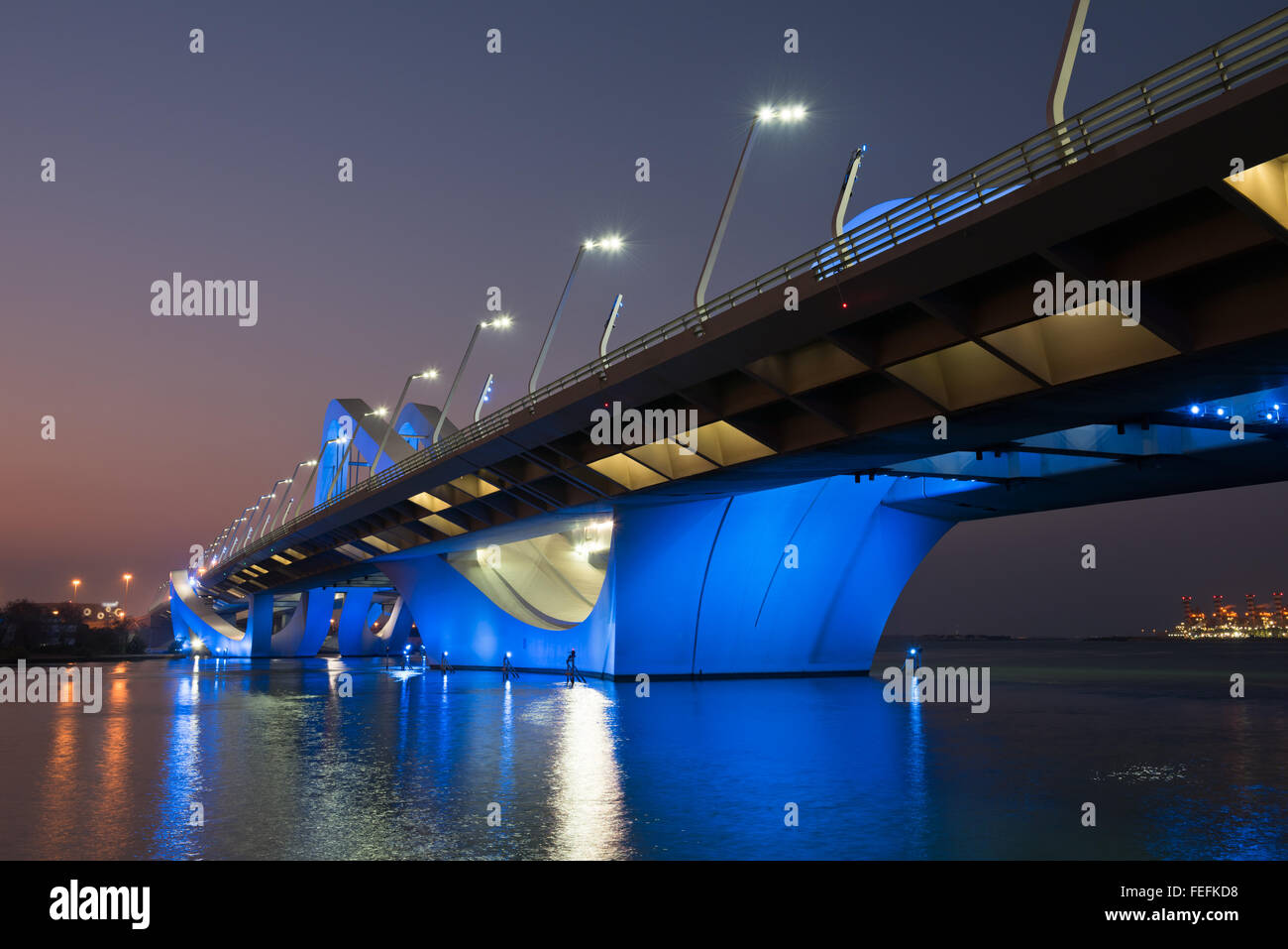 Sheikh Zayed Bridge, Abu Dhabi, United Arab Emirates Stock Photo - Alamy