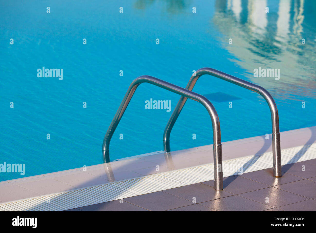 Safety swimming pool hi-res stock photography and images - Alamy