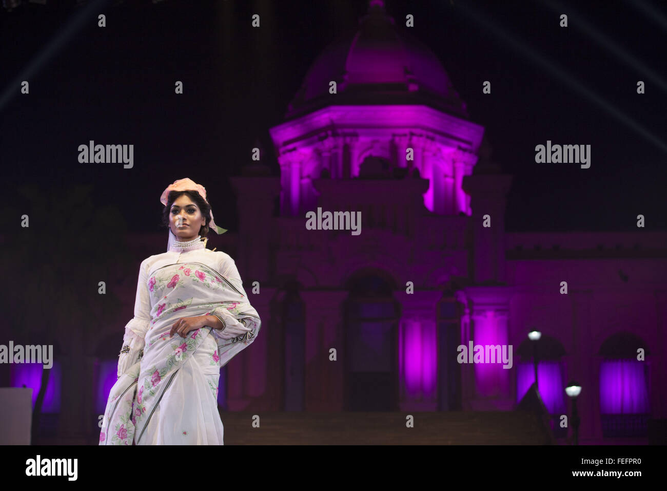 Dhaka, Bangladesh. 6th Feb, 2016. Models display cloths made by Muslin ...
