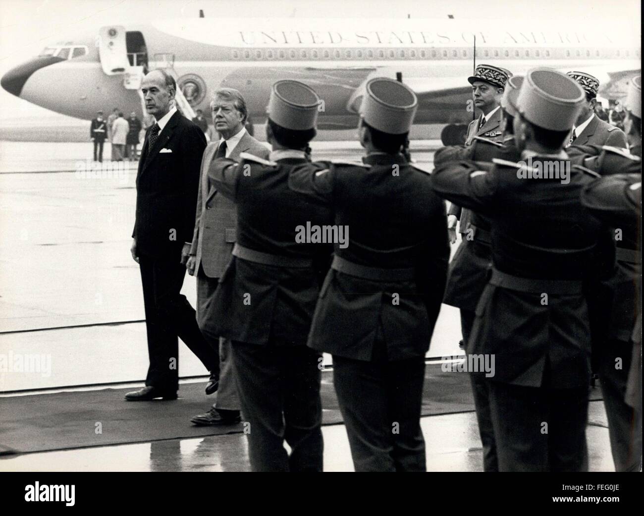 1981 - Jimmy Carter Arrival at Orly Airport © Keystone Pictures USA ...