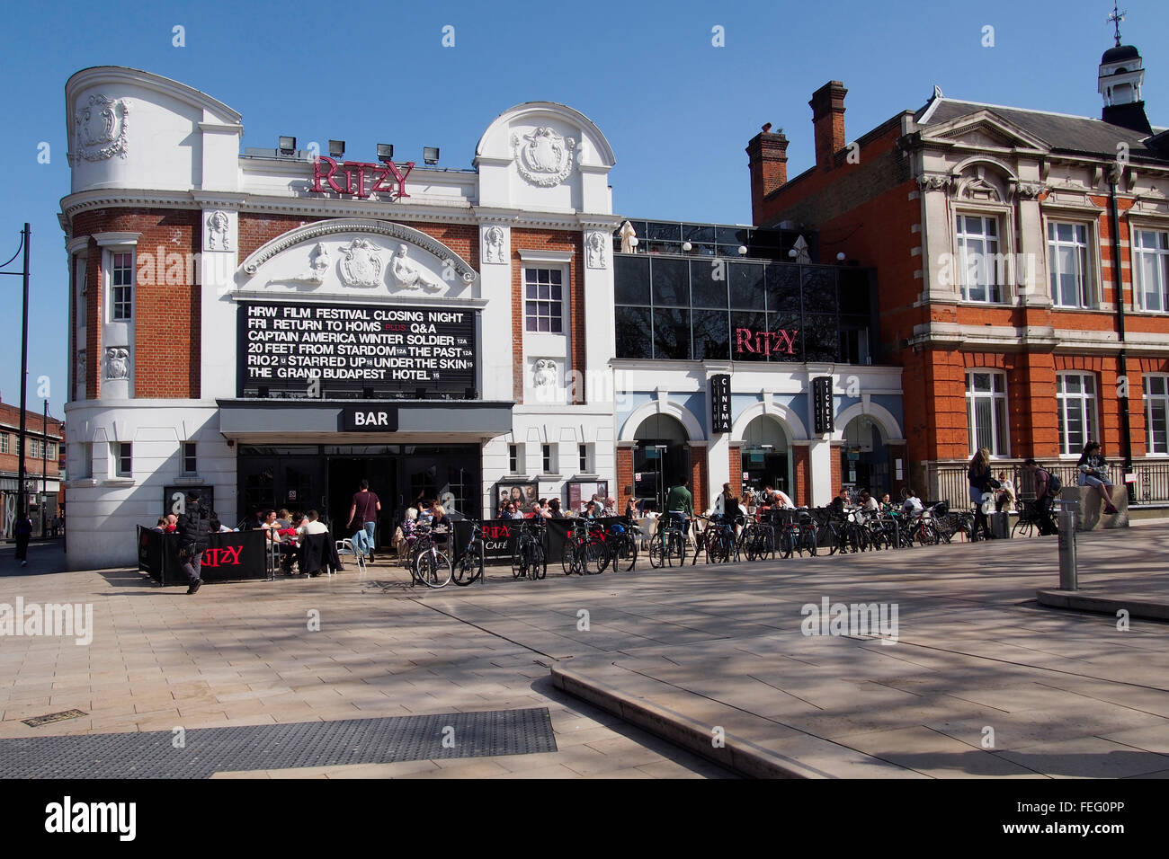 Victorian cinema hi-res stock photography and images - Alamy