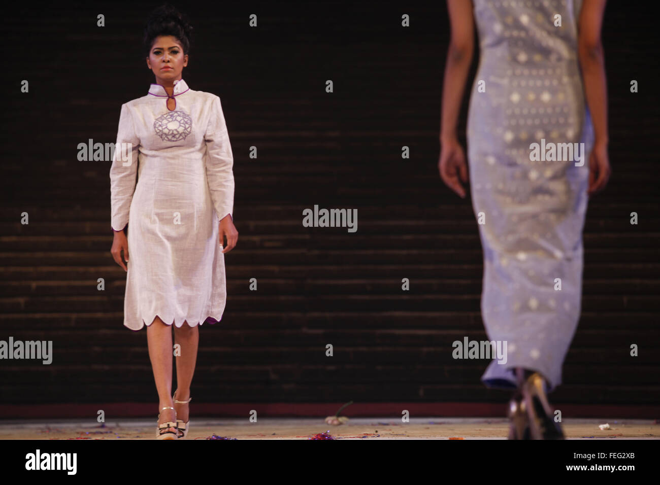 Dhaka, Bangladesh. 6th Feb, 2016. Models display cloths made by Muslin ...