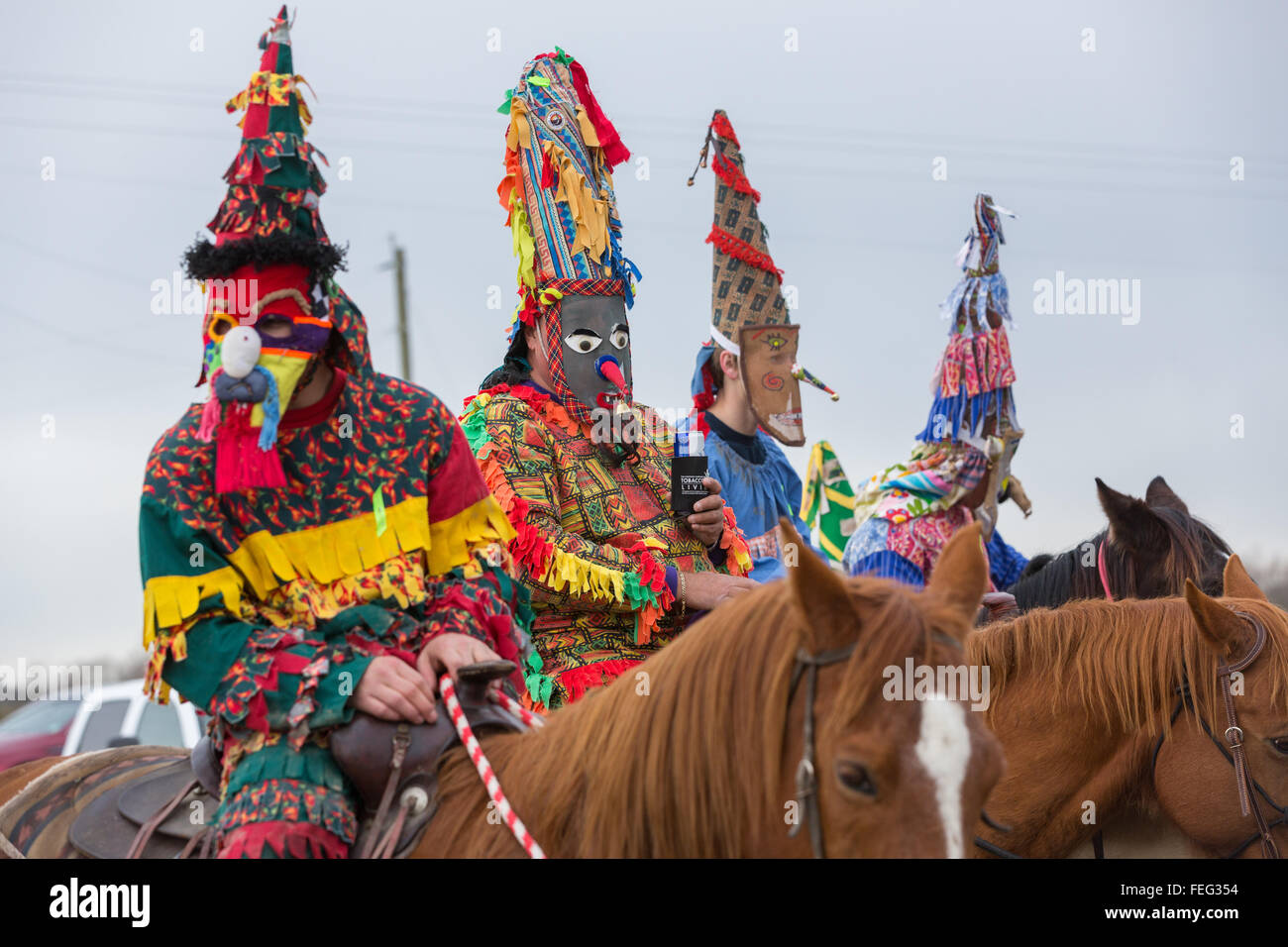LeJeune Cove, Louisiana, USA. 06th Feb, 2016. Cajun Mardi Gras revelers ...