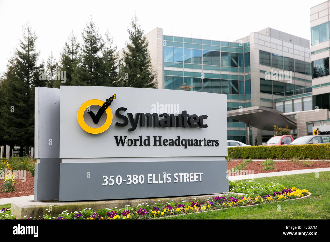 A logo sign outside of the headquarters of the Symantec Corporation in ...