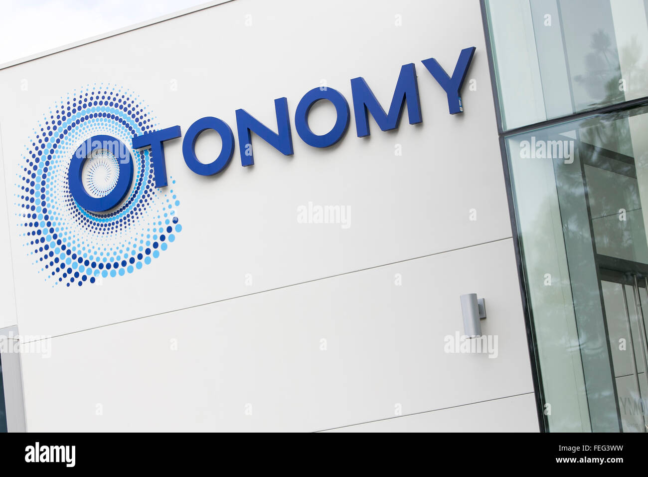 Otonomy hi-res stock photography and images - Alamy