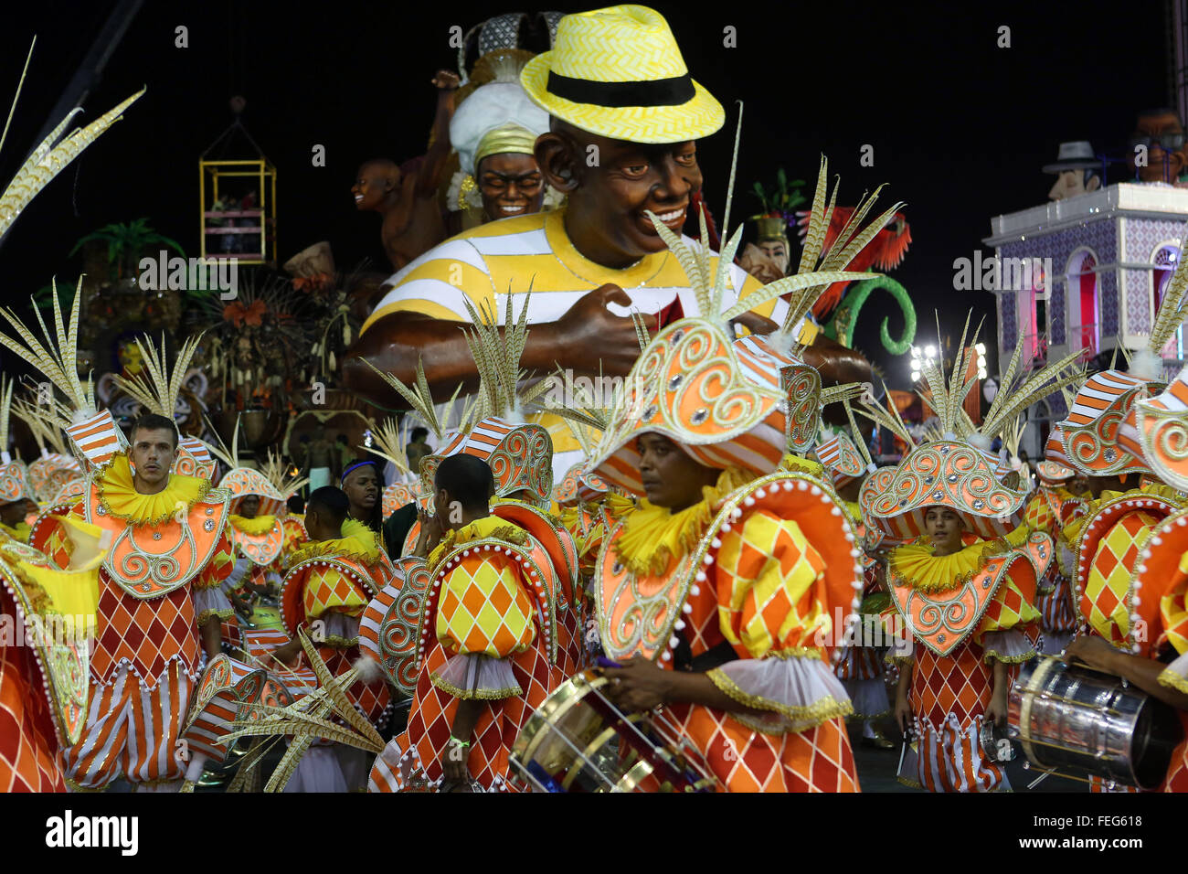 Sao Paulo, Brazil. 6th Feb, 2016. Dancers of Peruche, are preparing to ...