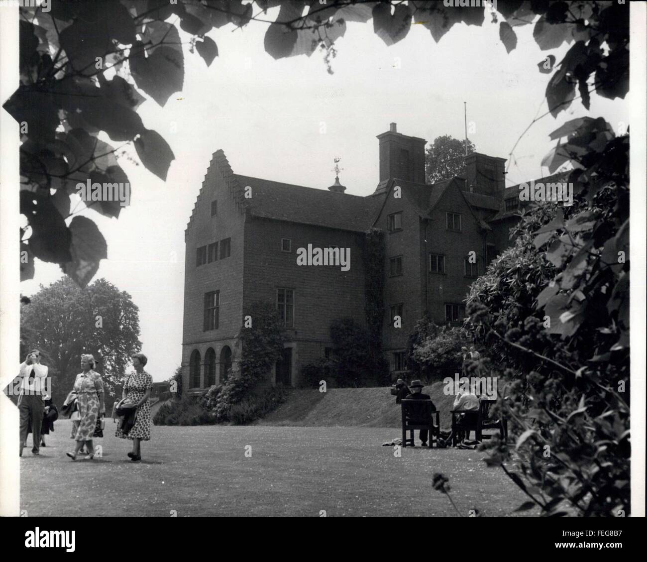 1963 - Chartwell Manor grounds open to the public.: The many extra ...