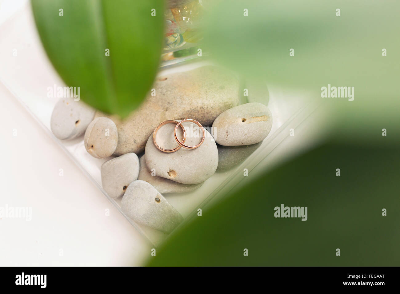 Engagement ring two stones hi-res stock photography and images - Alamy